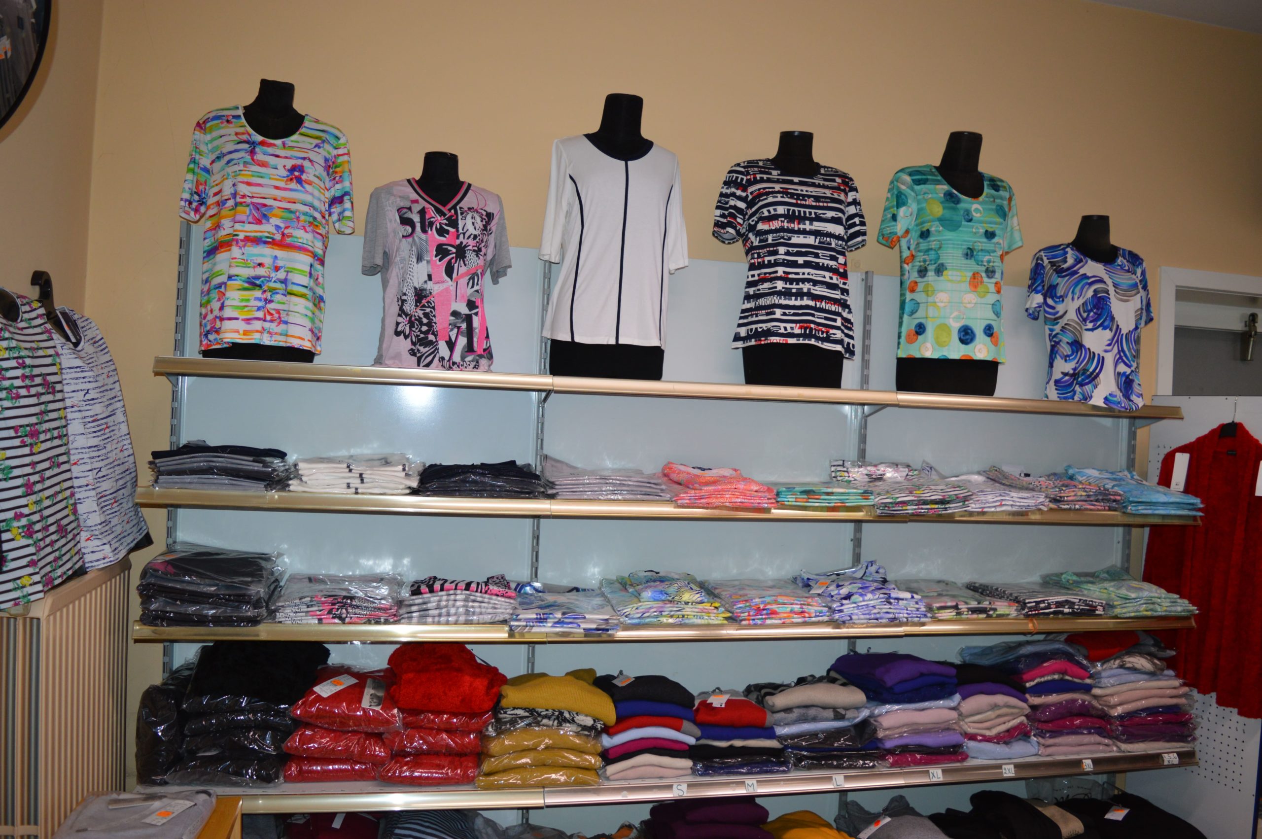 DISTRICO | Collections Dames | A Kain depuis 50 ans